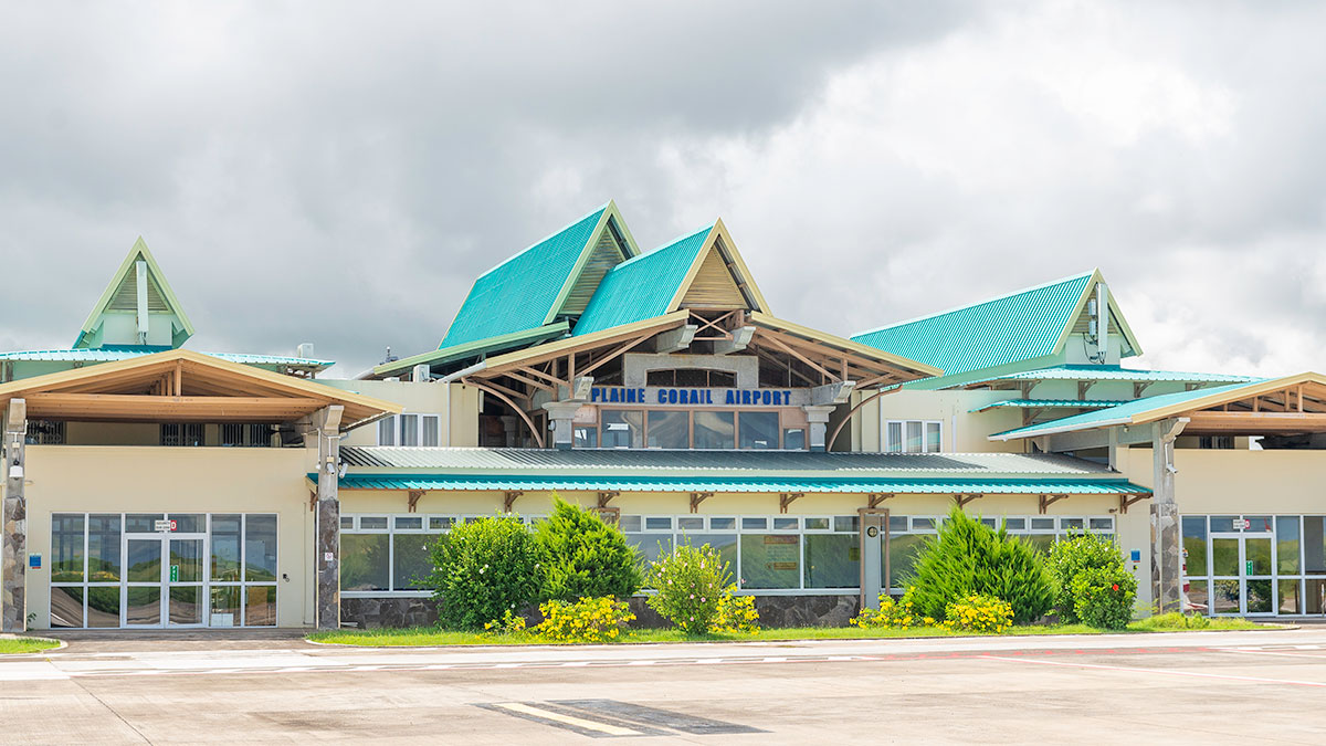 airport-of-rodrigues-ltd--arl--et-rodrigues-duty-free-paradise--rdfp ...